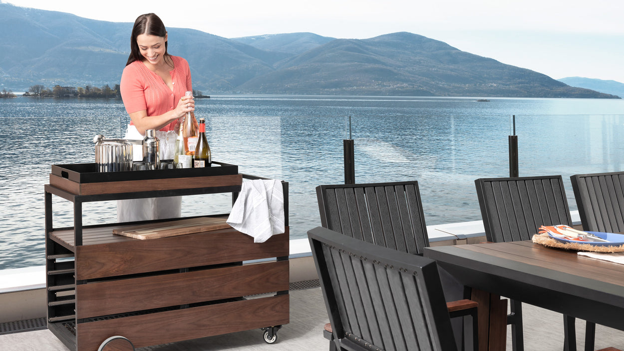 Transformer Outdoor Dining™