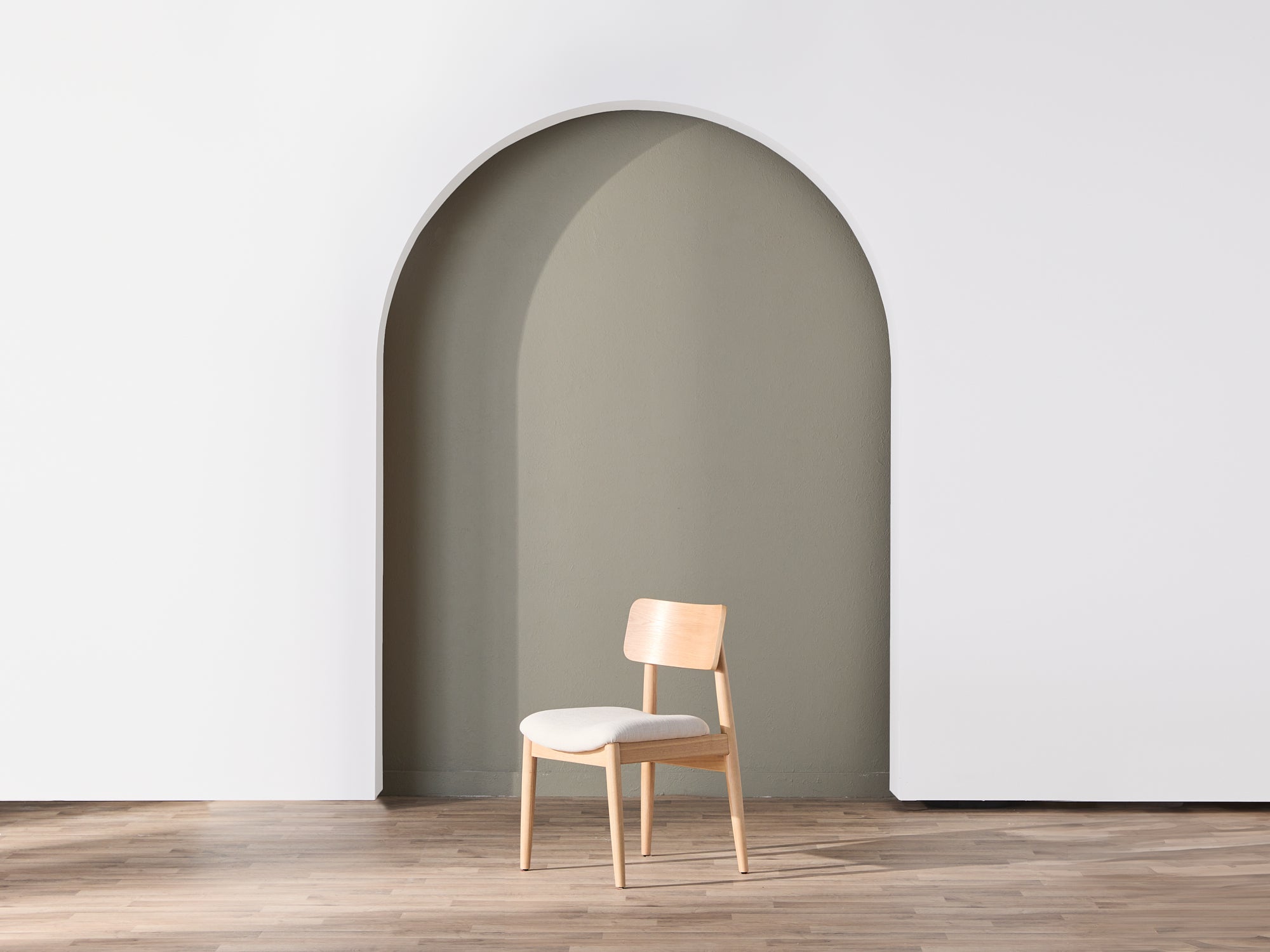 Rounded Dining Chairs | Transformer Table