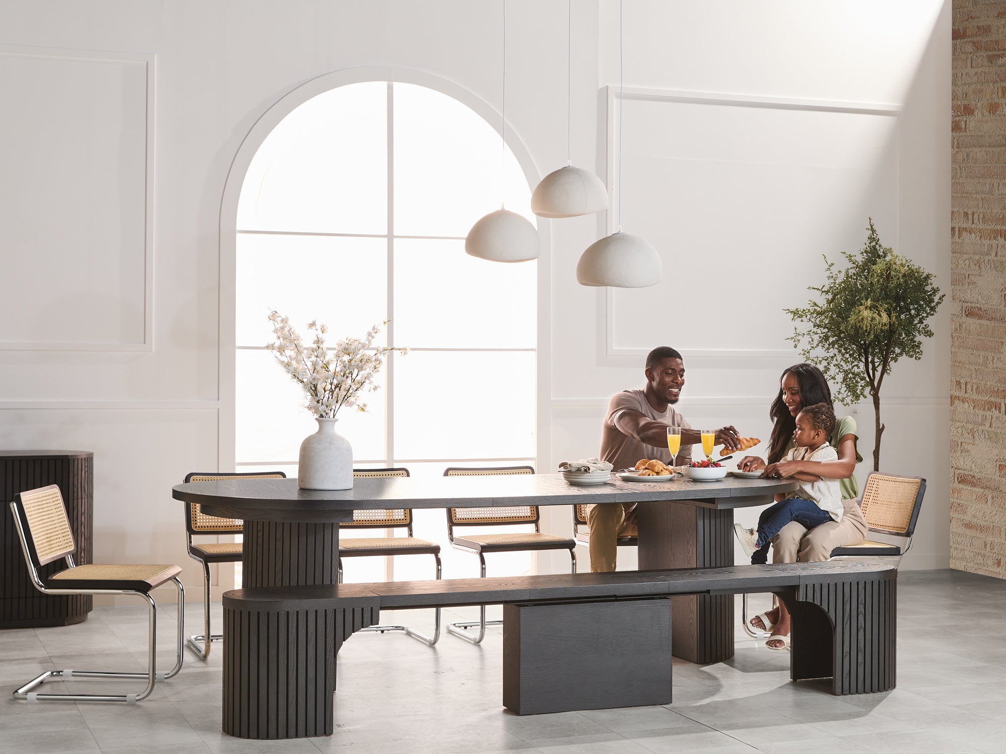 Extendable Round Table with Bench | Transformer Table