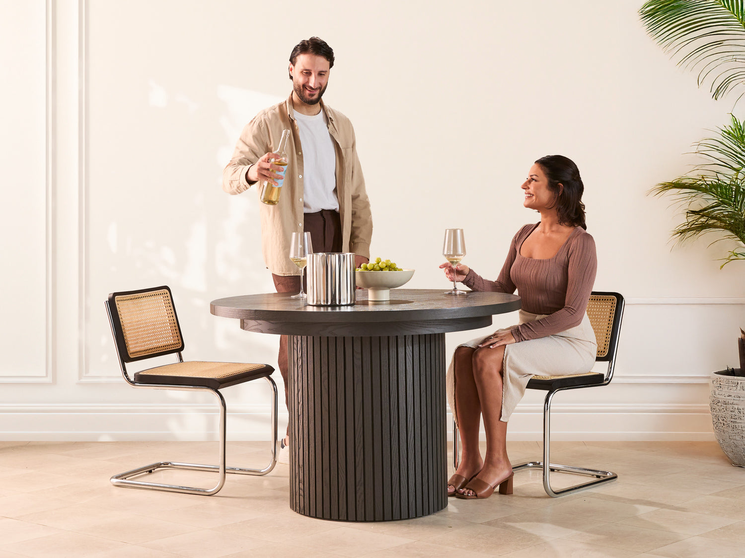 Round to Oval Dining Table | Transformer Table