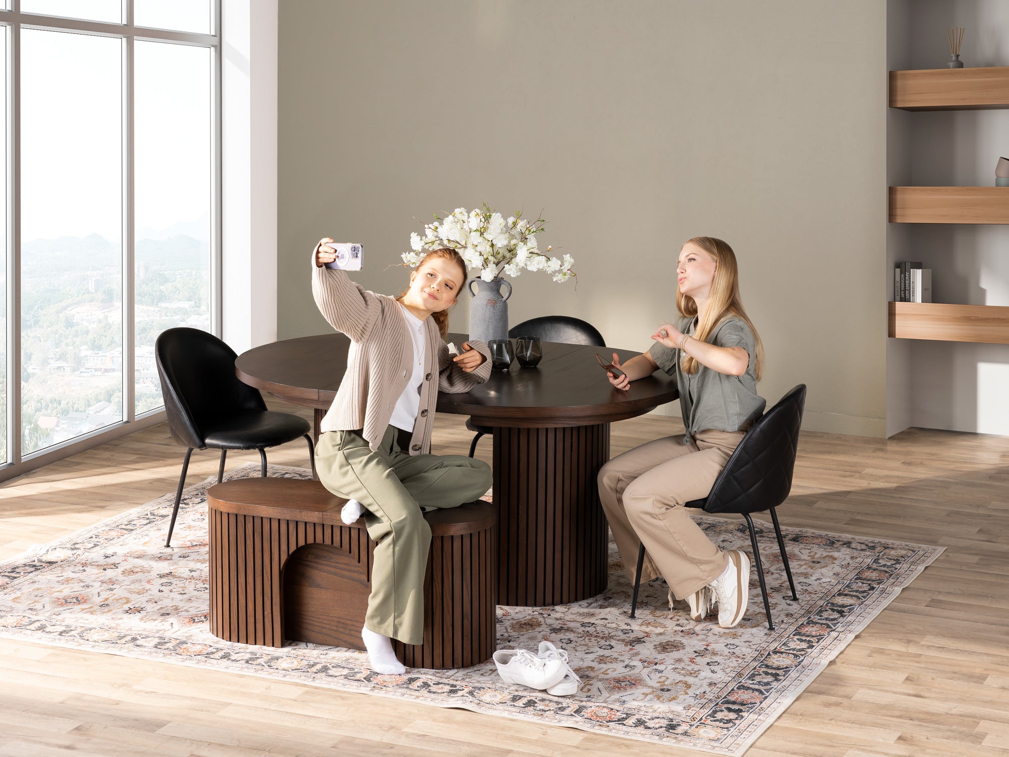 Extendable Round Table with Bench | Transformer Table